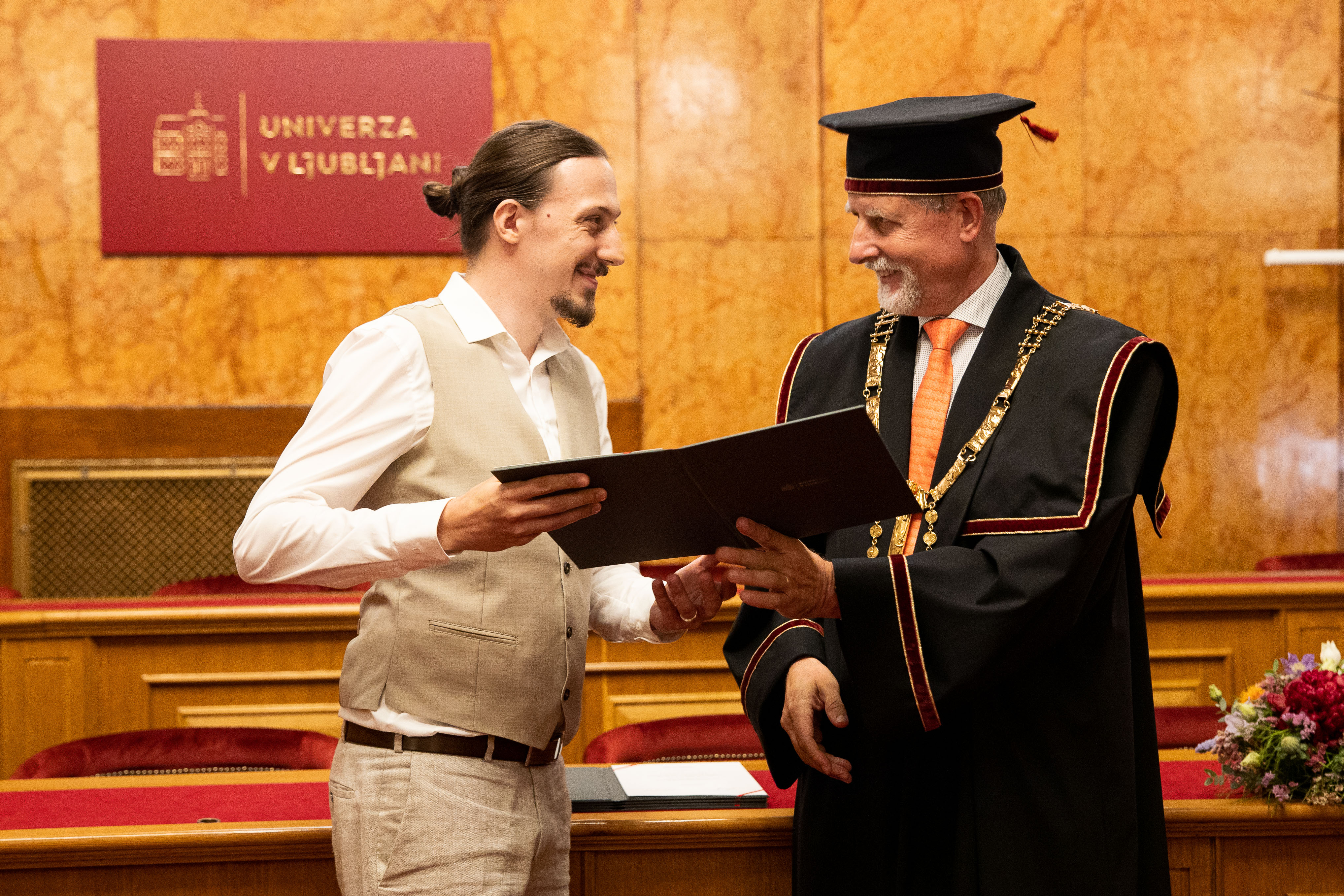 Alumen UL MF dr. Matej Perovnik med prejemniki prestižne nagrade dr ...